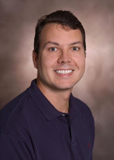 Strange cousins: Molecular alternatives to DNA, RNA offer new insight ...