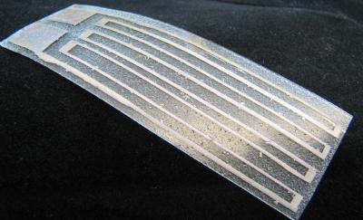 Particle-free silver ink prints small, high-performance electronics ...